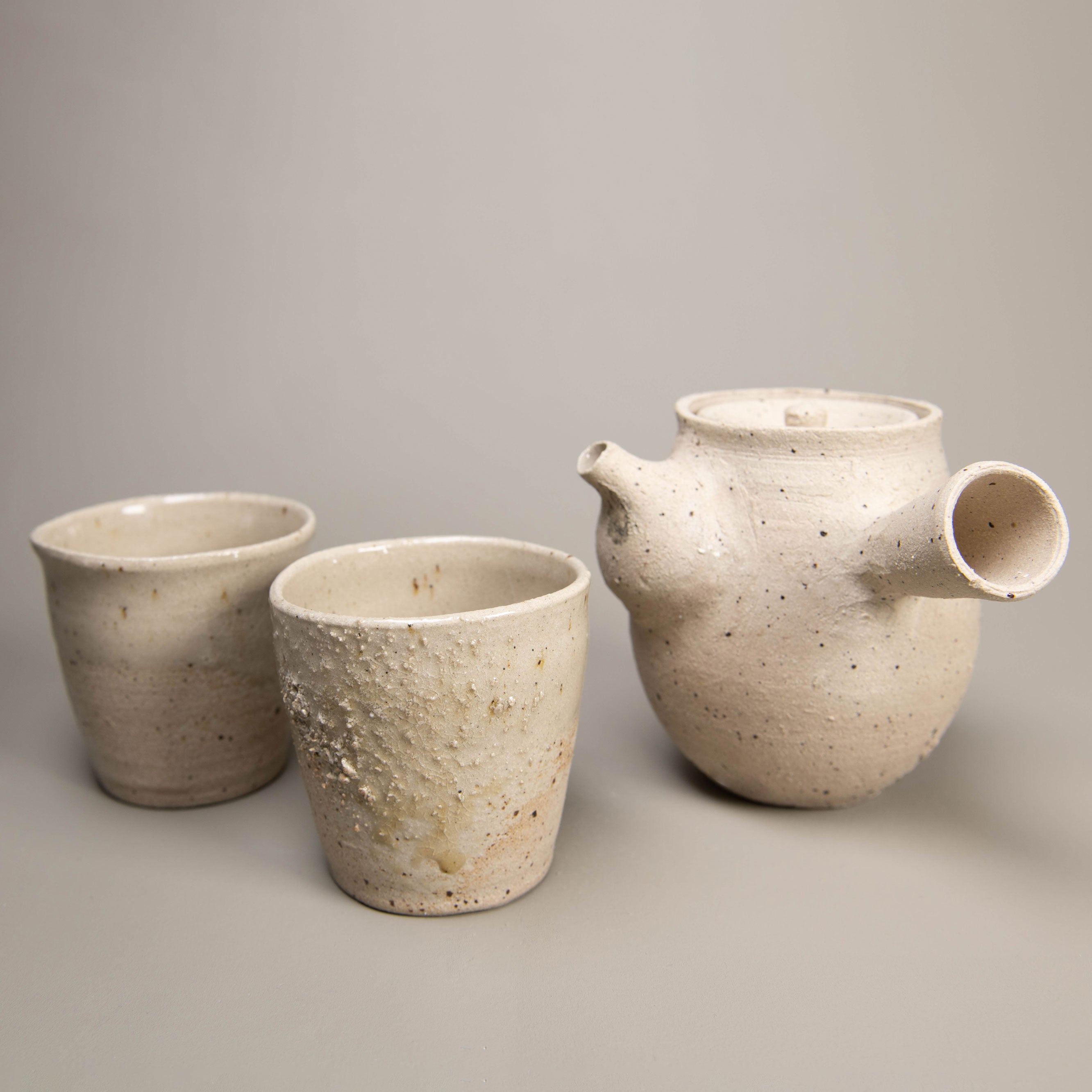 Akiko Hirai Kyusu Teapot with Two Yunomi – Goldmark