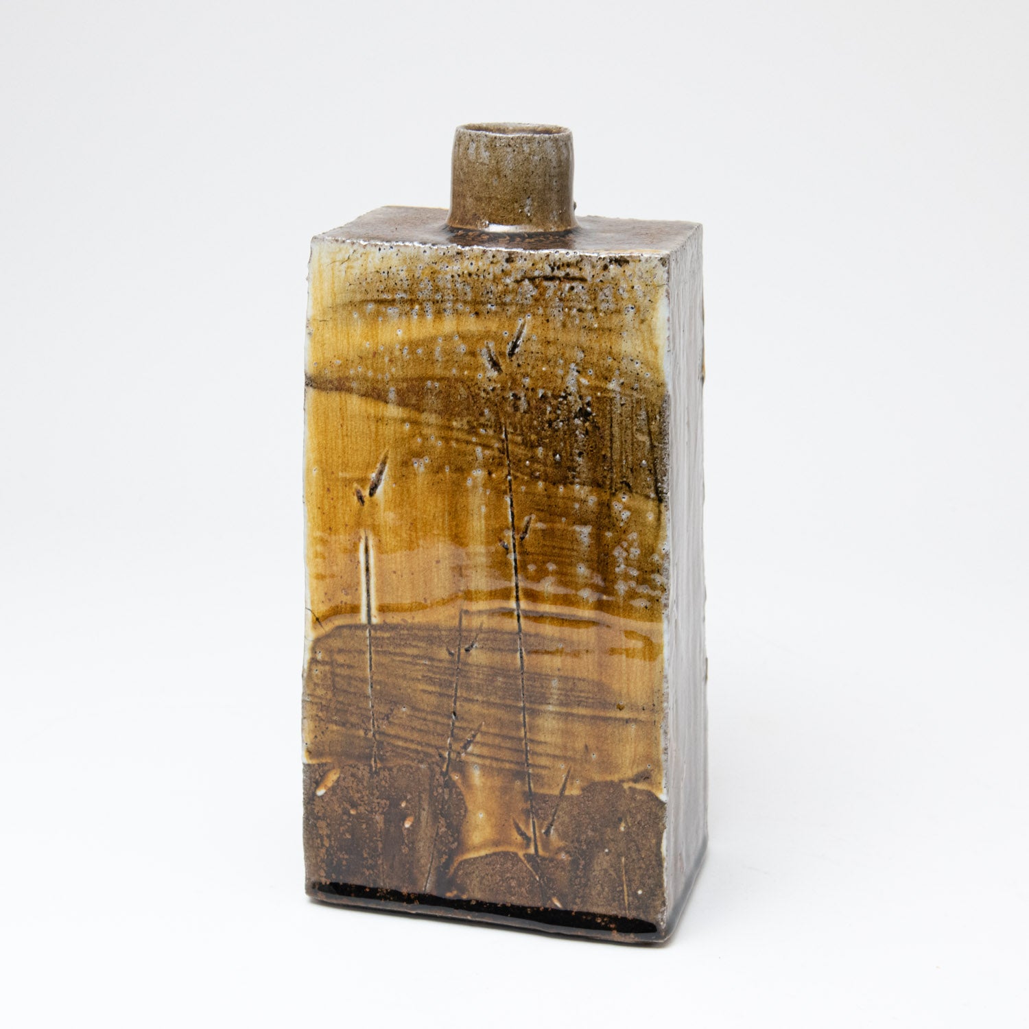 Rectangular Press Moulded Bottle – Goldmark