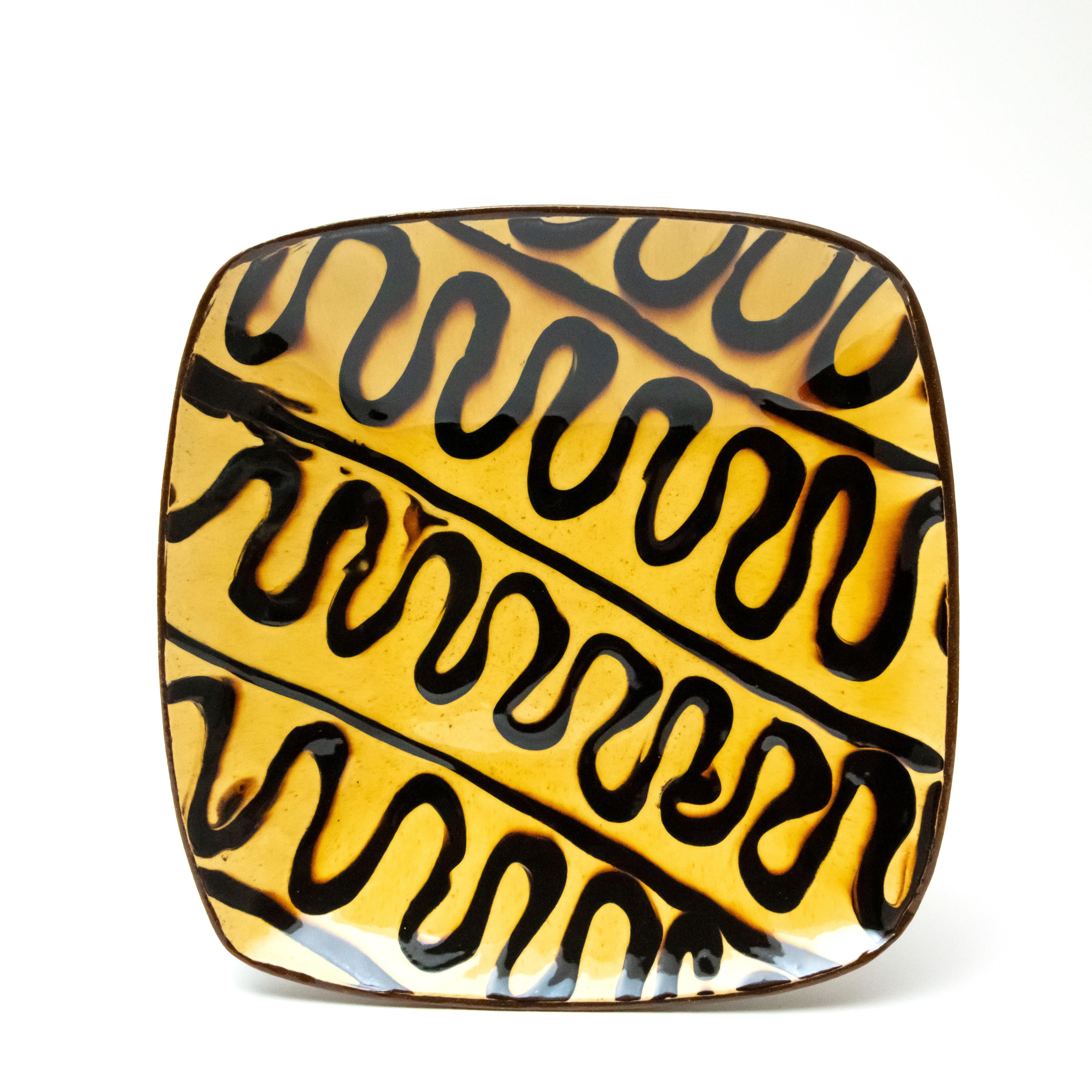 Square Platter – Goldmark