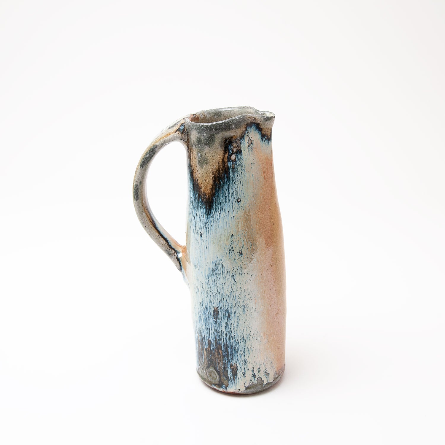 Leaning Jug – Goldmark