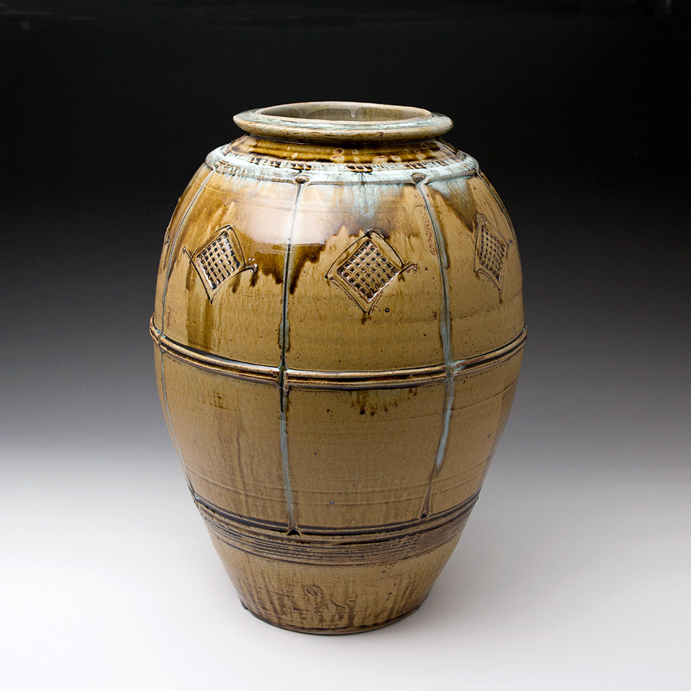 Large Jar – Goldmark