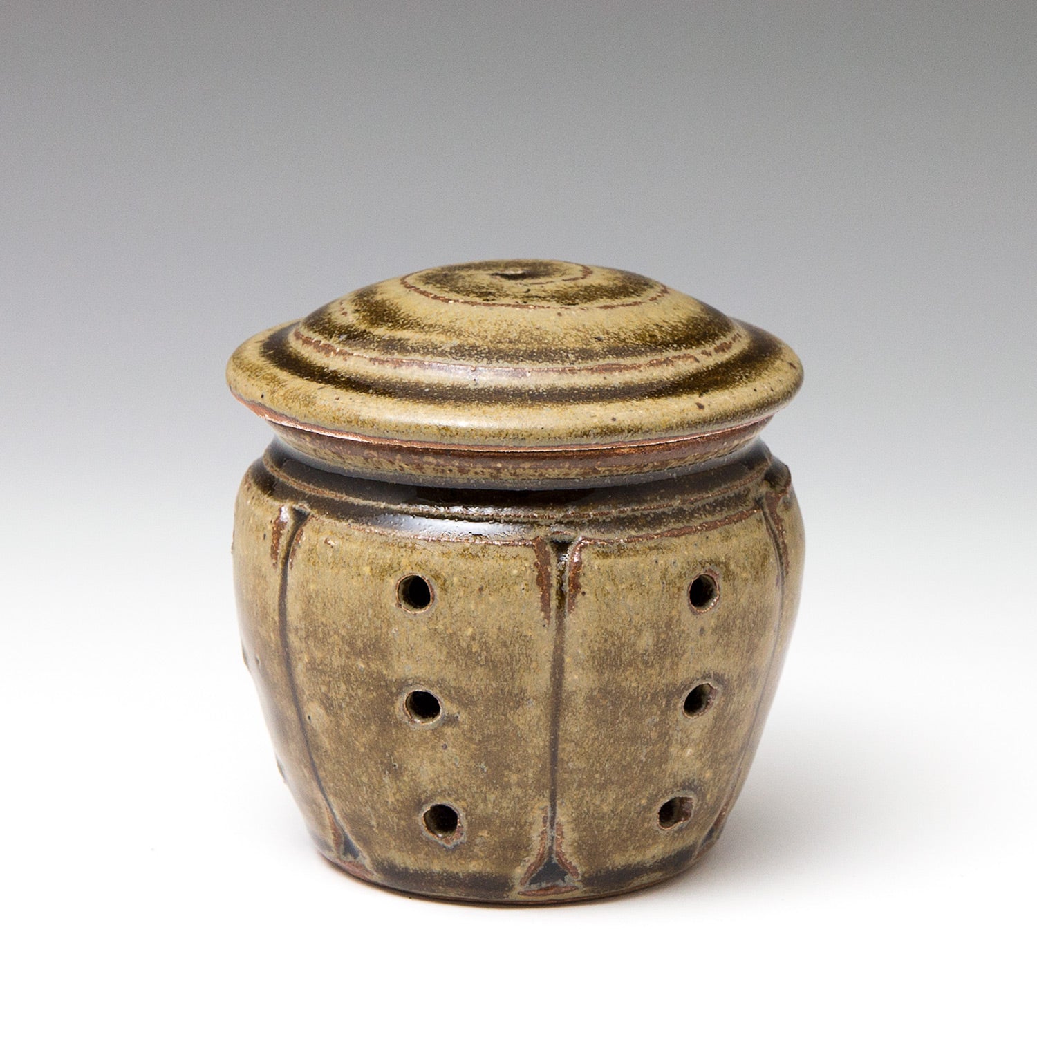 Garlic Pot – Goldmark