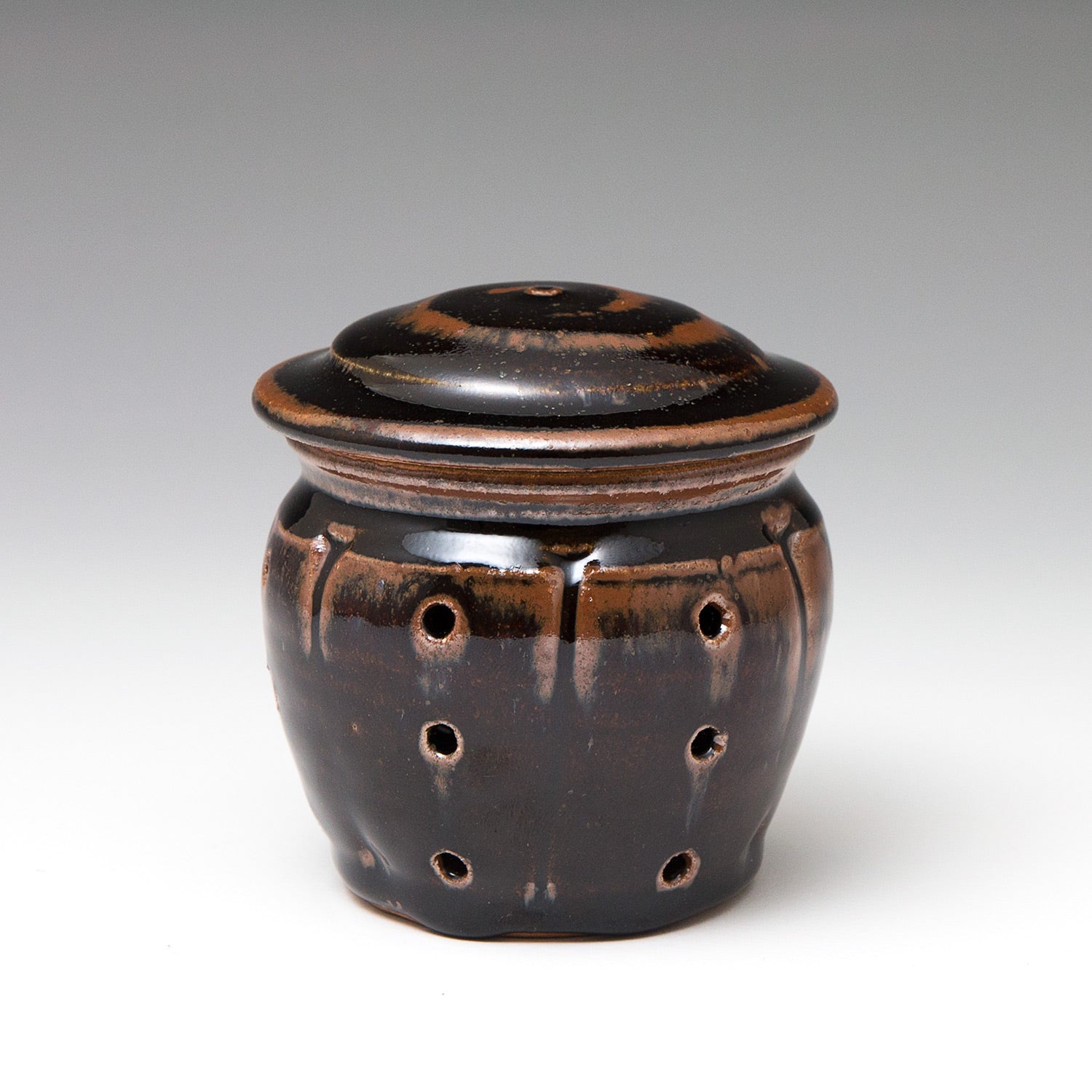 Garlic Pot – Goldmark