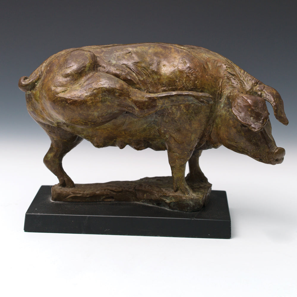 Olive Wootton Scratching Sow – Goldmark